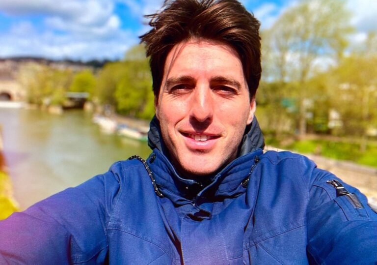 Andrew Gold Journalist Wikipedia: Meet His Wife, Net Worth